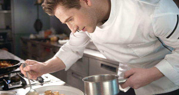 Lenzing y Kentaur presentan nuevos uniformes para cocina